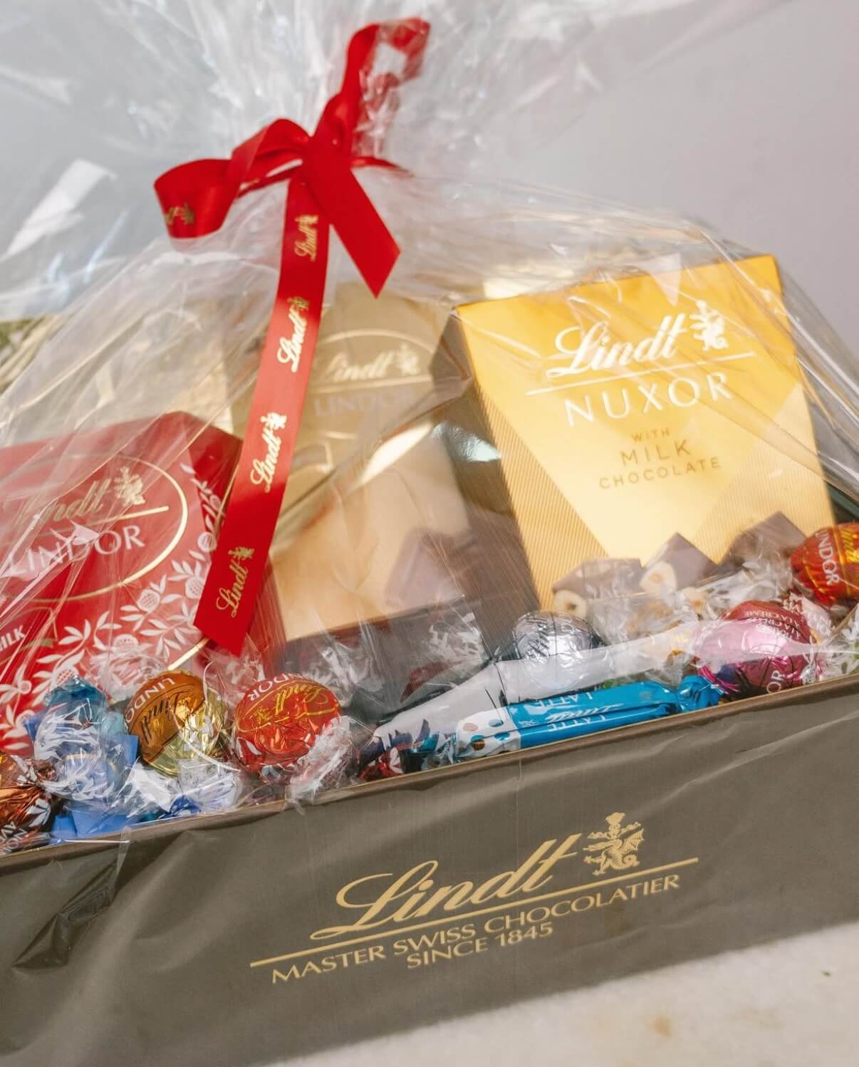 Lindt gift box - assorted chocolate - Rosa Bespoke Flowers